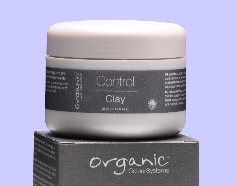 Natural clay for styling sensitive scalps