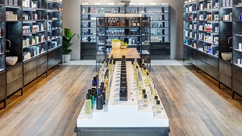 UK's first male make-up store set to open